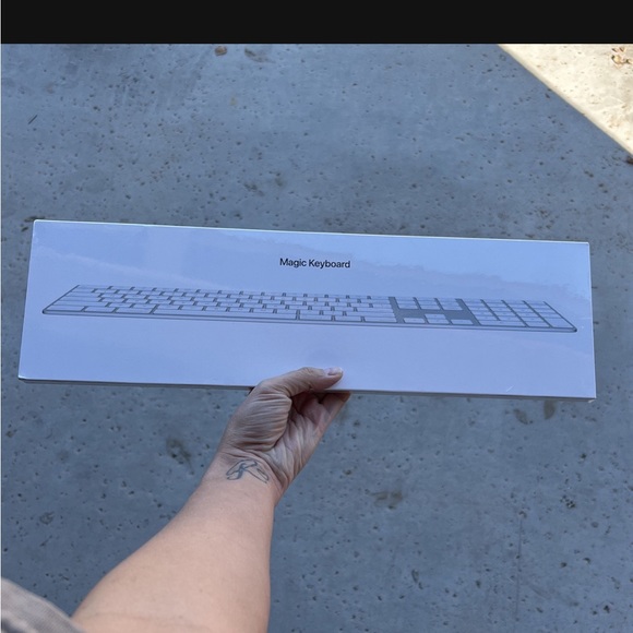 Apple | Computers, Laptops & Parts | Brand New Apple Key Board | Poshmark